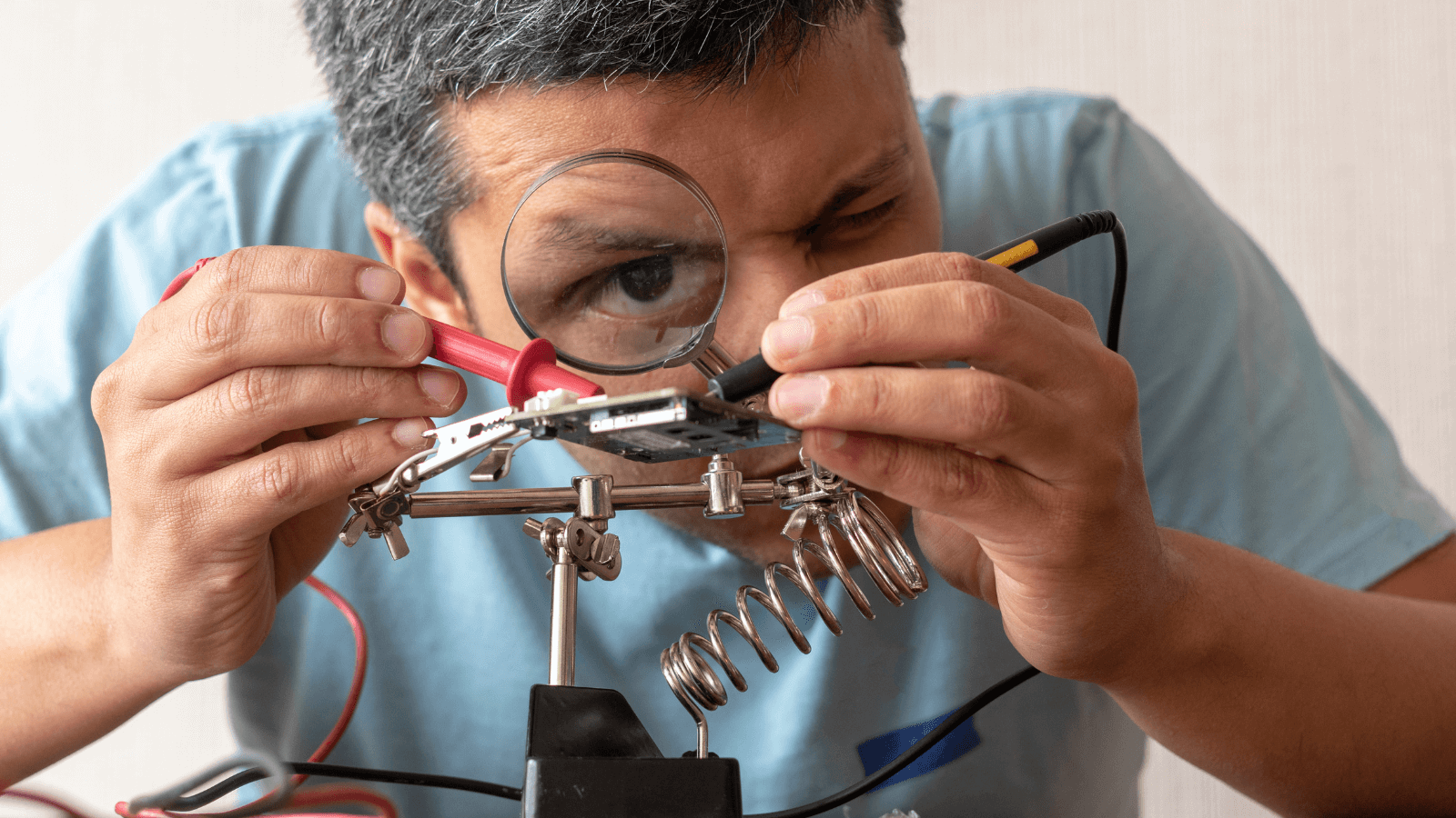 3 Melhores Cursos de Arduino 2024 Para Aprender Programar (Grátis e Pagos)